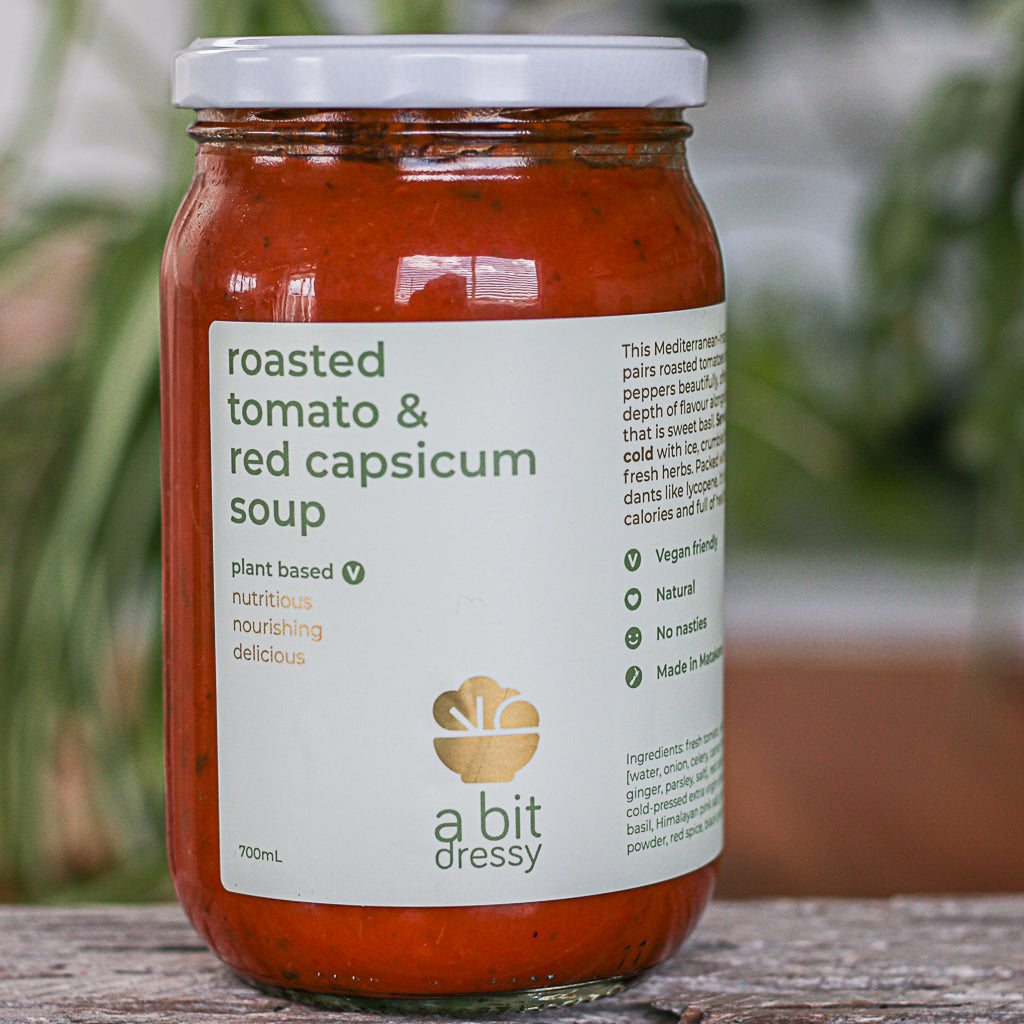 ROASTED TOMATO, CAPSICUM & BASIL SOUP -700ml - vegan – a bit dressy